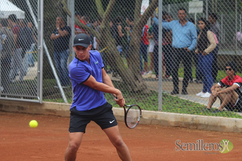 MATEO GÓMEZ, INAUGURACIÓN CANCHAS UTP | Semilleros Deportivos